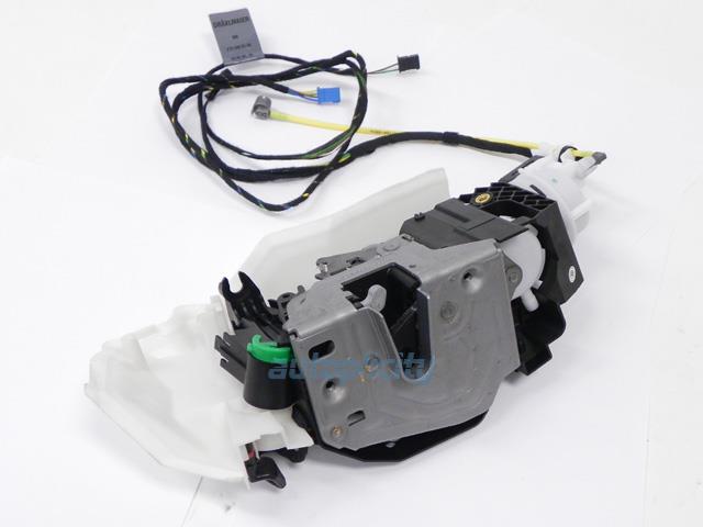 Genuine Mercedes 215-720-13-35 Door Lock Mechanism | THMotorsports